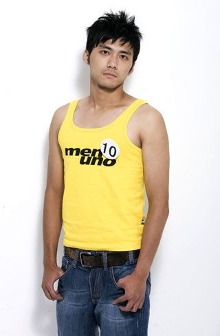 เขาชื่อ LI yusheng