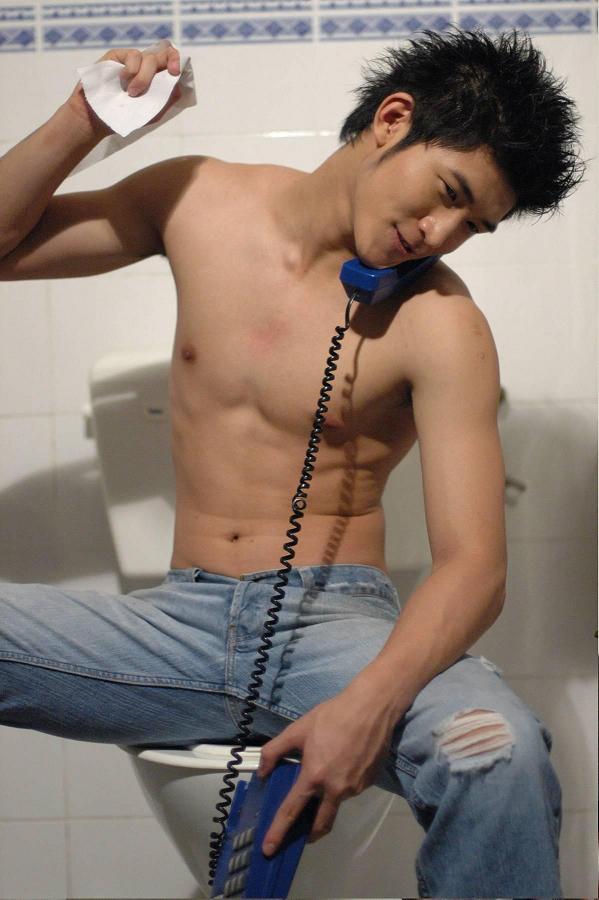 หนุ่มตี๋หล่อเข้ม - Edwin Hung