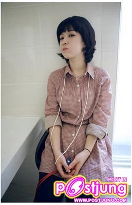 Ban Yoon-Hee (Ulzzang) >_