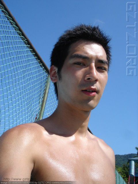 เรามาว่ายน้ำกัน อิอิ