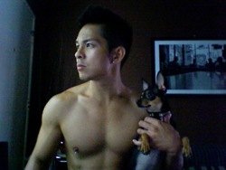 นอนกอดตี๋หลับสบายครับ