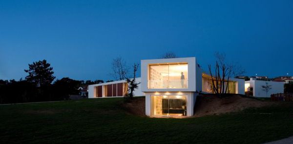 Modern Portuguese Architecture ... will change the way you see the world