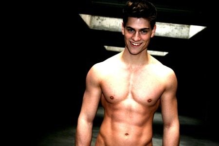 FEATURED PHOTOGRAPHER: MICKAEL TESTARD BY PHOTOGRAPHER LUIS CARLOS AGUAYO