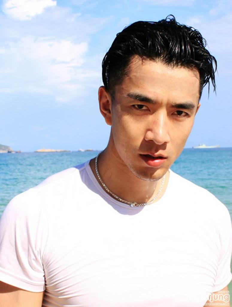 Hot Asian Hunk 43
