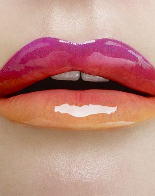 [[วัดระดับความเฟี้ยว]] แฟชั่นปากไล่สี Two-Toned Lips