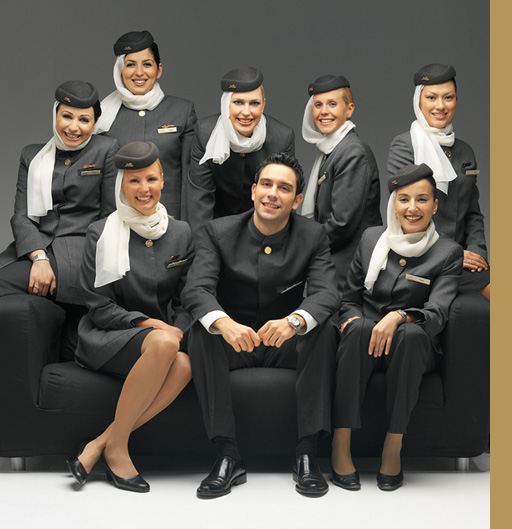 ชุดuniformของสายการบิน Etihad สายการบินแห่งชาติของสหรัฐอาหรับเอมิเรตส์ และมีเที่ยวบินตรงจาก BKK ...