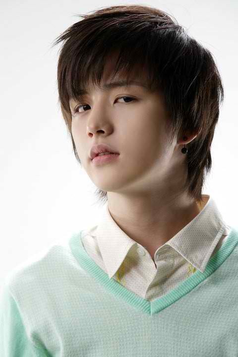 คิมฮเยซอง( kim hey sung)