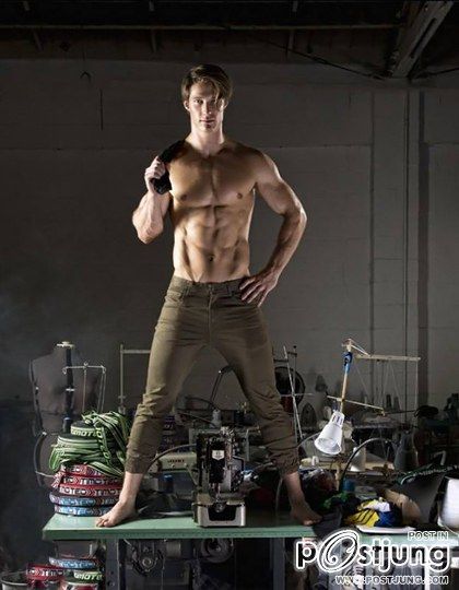 Tom Cullis for Timoteo