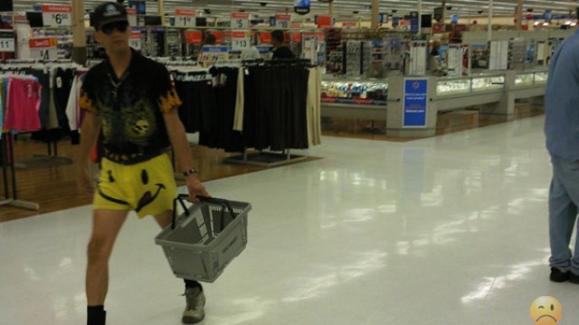 17 Walmart Fashion Fails (แอบส่อง..Walmart)