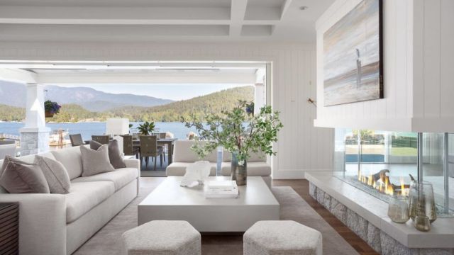 Seashell Lane Residence by Janet Scagel Design